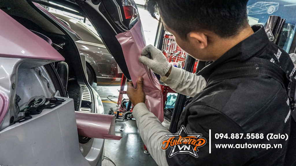 Lexus NX300 Gloss Sakura Pink Metallic - AutoWrap Center